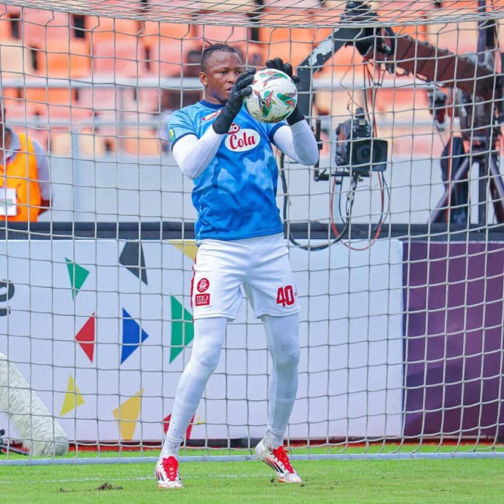 Coupe CAF : Moussa Camara Pinpin , le héros de Simba SC ! | La Guinée ...